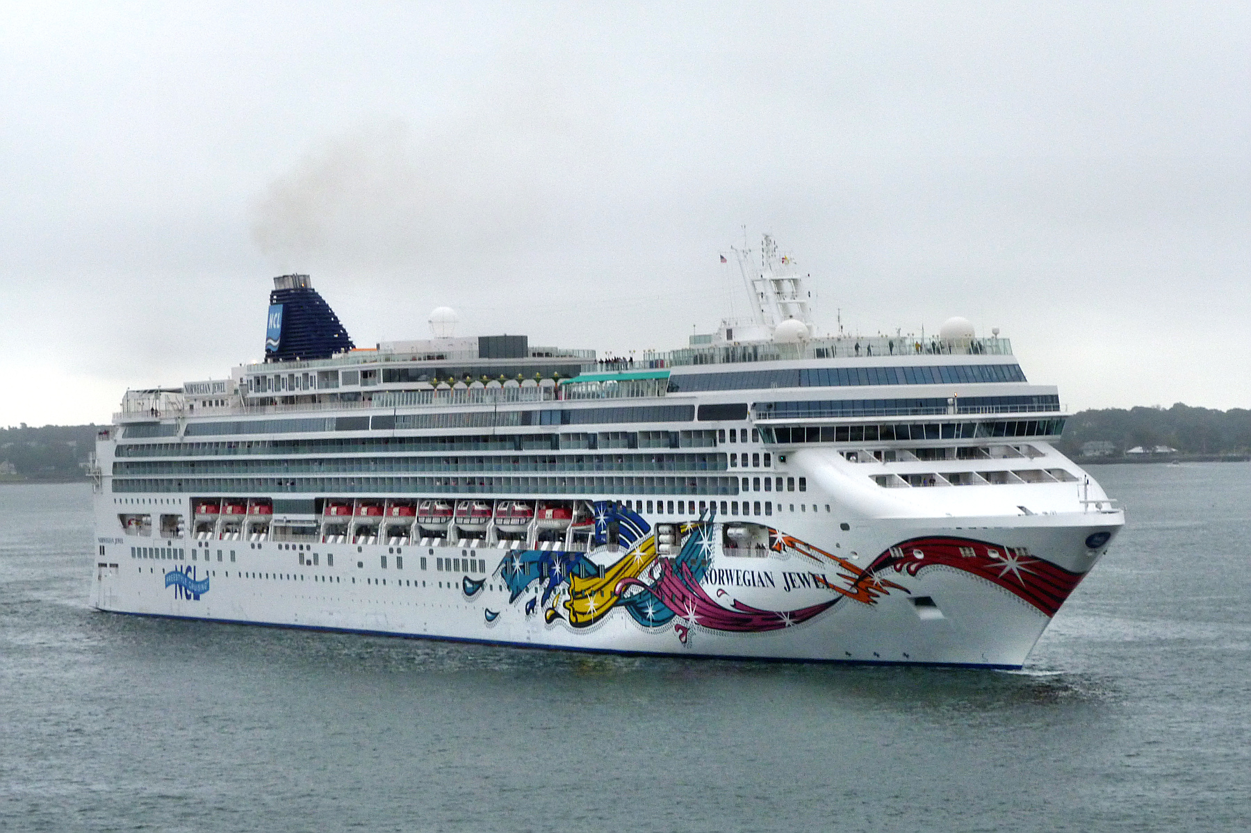¿Quieres divertirte? Tu crucero se llama Norwegian Jewel NCL ...